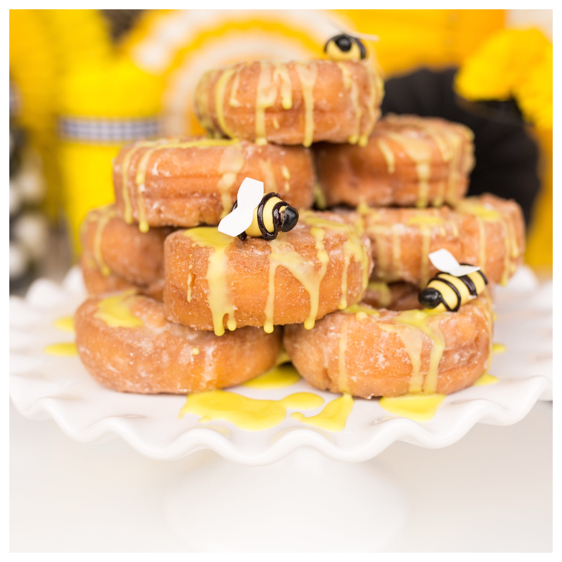 DIY Edible Bumblebee - JOHNSTON STYLE
